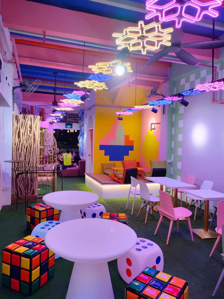 Sweet Hut – Full House Communications